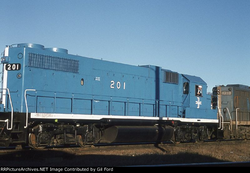 B&M 201(GP38-2)